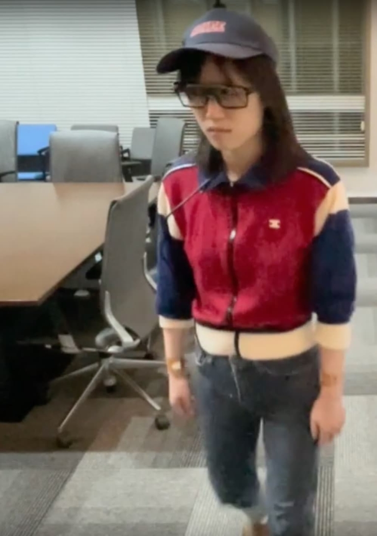 Revolutionary AI vision system helps blind navigate with multi-sensory ...